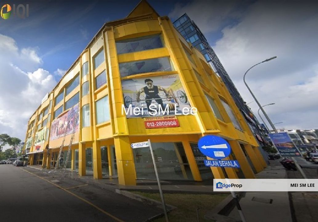 Taipan Business Centre for Rental @RM10,000 By MEI SM LEE | EdgeProp.my