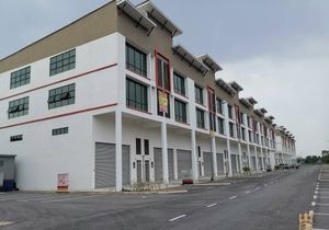 Klang Utama Kapar Superlink Factory with Lift Hoist For Sale for Sale ...