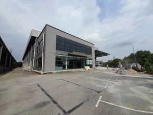 North Port Pelabuhan Klang Klang Detached Factory with Loading Bays for ...