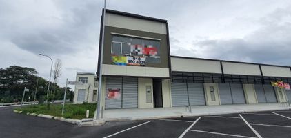 Bidara Ria Sendayan Labu Nilai 2 Storey Endlot Shop For Rent for Rental ...