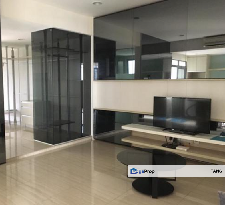 Fully Furnished Studio at Eve Suite Ara Damansara walking to LRT Lembah ...