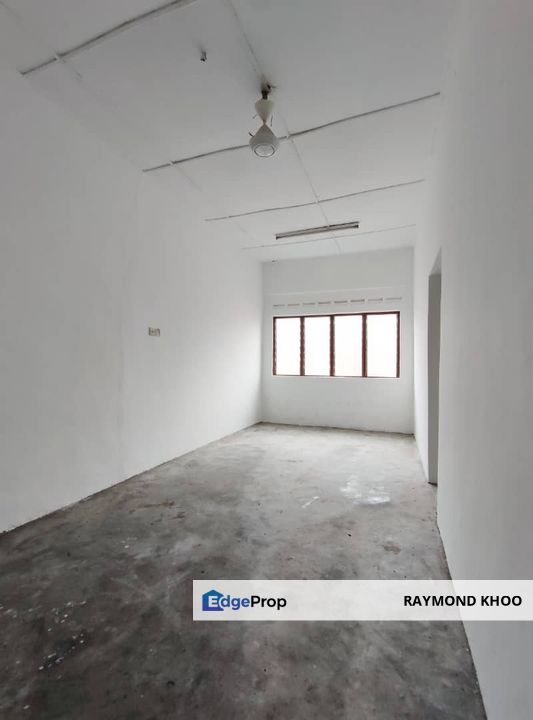 Taman Pulai Utama Low Cost Flat for Sale @RM108,000 By RAYMOND KHOO ...