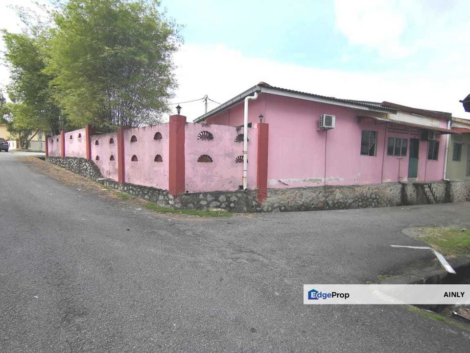 CORNER RENOVATED TAMAN LAYANG-LAYANG SEREMBAN for Sale @RM380,000 By ...