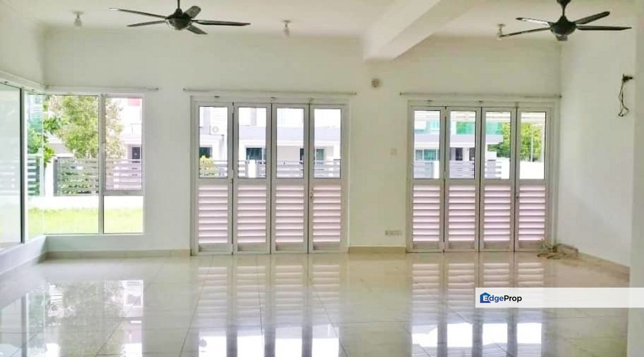 Kayangan Puteri @ USJ Heights 2.5 Storey Superlink Unit For Sale for ...