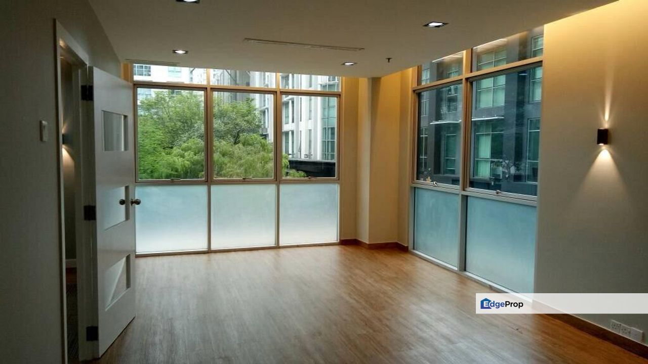 Solaris Dutamas Office Corner Unit for Rent Mont Kiara Publika for ...