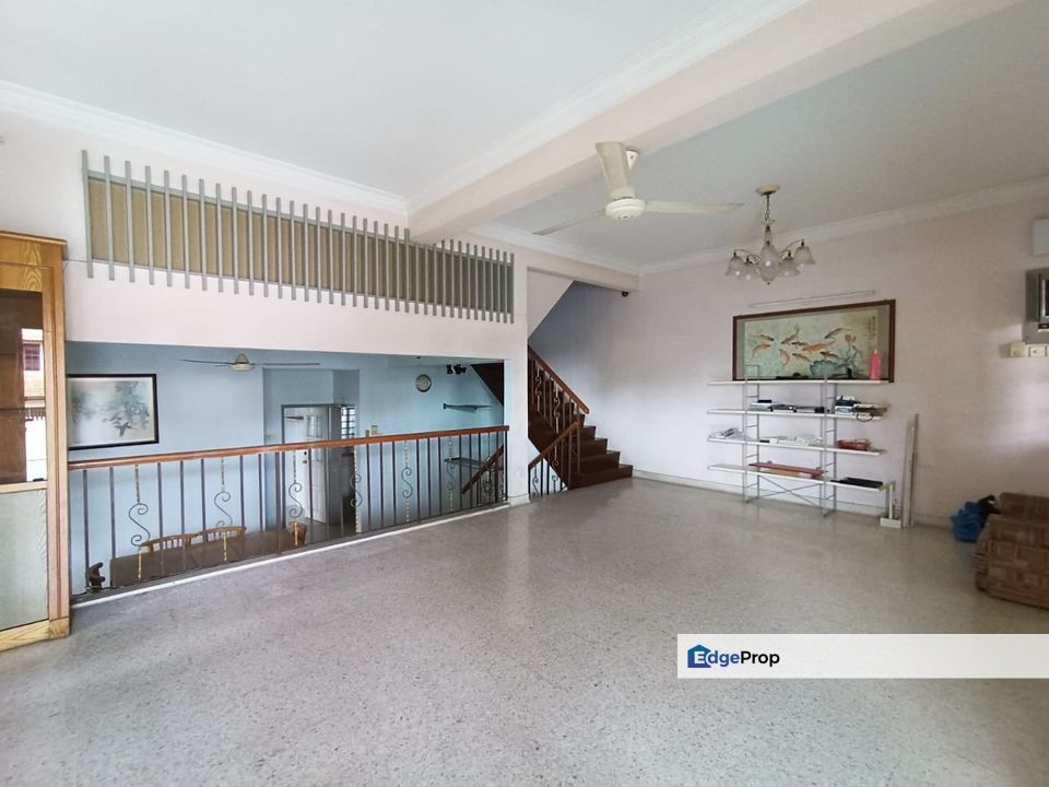 Endlot Side Land Walking Distance to LRT Taman Paramount for Rental ...