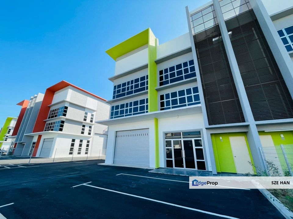 3 Storey Semi-D Factory @Perdana Industrial Park Puchong for Rental ...