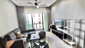 FREEHOLD Almyra Residence Bandar Puteri Bangi FACING SWIMMING POOL FOR ...