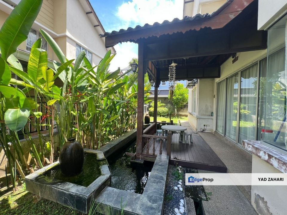 Beautiful Renovated with 5 Rooms 2-storey Semi D @ Anjung Suasana Bangi ...