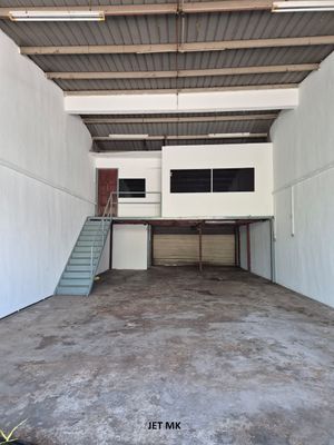 Cf Ready 1 Stry Link Factory With Mezzanine Floor Pandamaran Port Klang ...