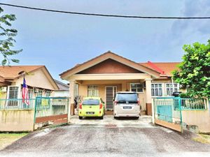 Single Storey Semi Detached Taman Intan Baiduri Sepang for Sale @RM450 ...