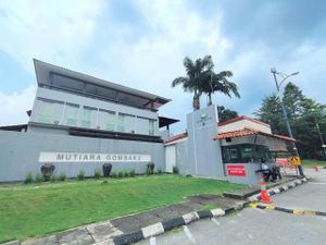 Renovated Semi D 3 Storey MUTIARA GOMBAK 2 For Sale for Sale @RM2 ...