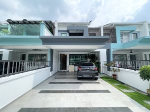 RENOVATED &PARTIALLY FURNISHED Double Storey Alam Suria Enclave,Bandar ...