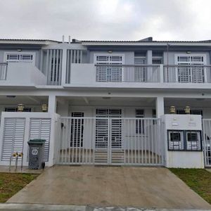 Monthly RM1800 Double Storey Freehold 22x80 for Sale @RM400,000 By ...