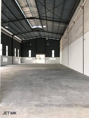 Kapar Klang 1.5 Storey Semi D Factory Warehouse land area 11k & built ...