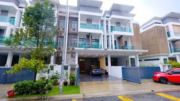 3 storey Reflexion Pool Villa Puchong South for Sale @RM1,650,000 By ...