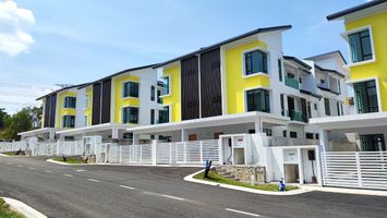 New Completed 3 Storey Semi D Cluster House, Sg Merab near Putrajaya ...
