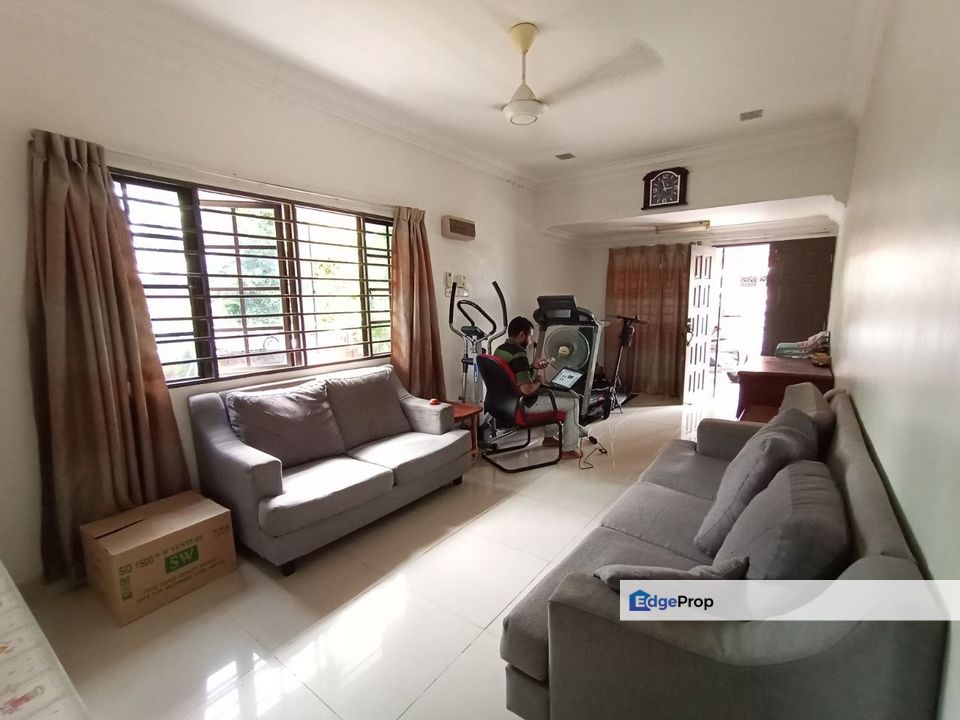 RENOVATED Single Storey Corner Seksyen 20, Paramount Garden, Petaling ...