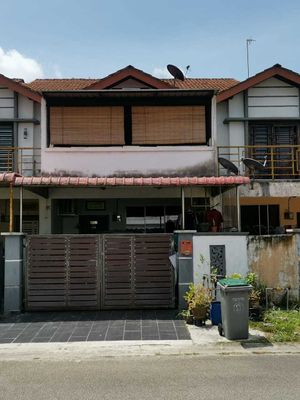 Taman scientex , pasir gudang , jalan helang , facing open for Sale ...