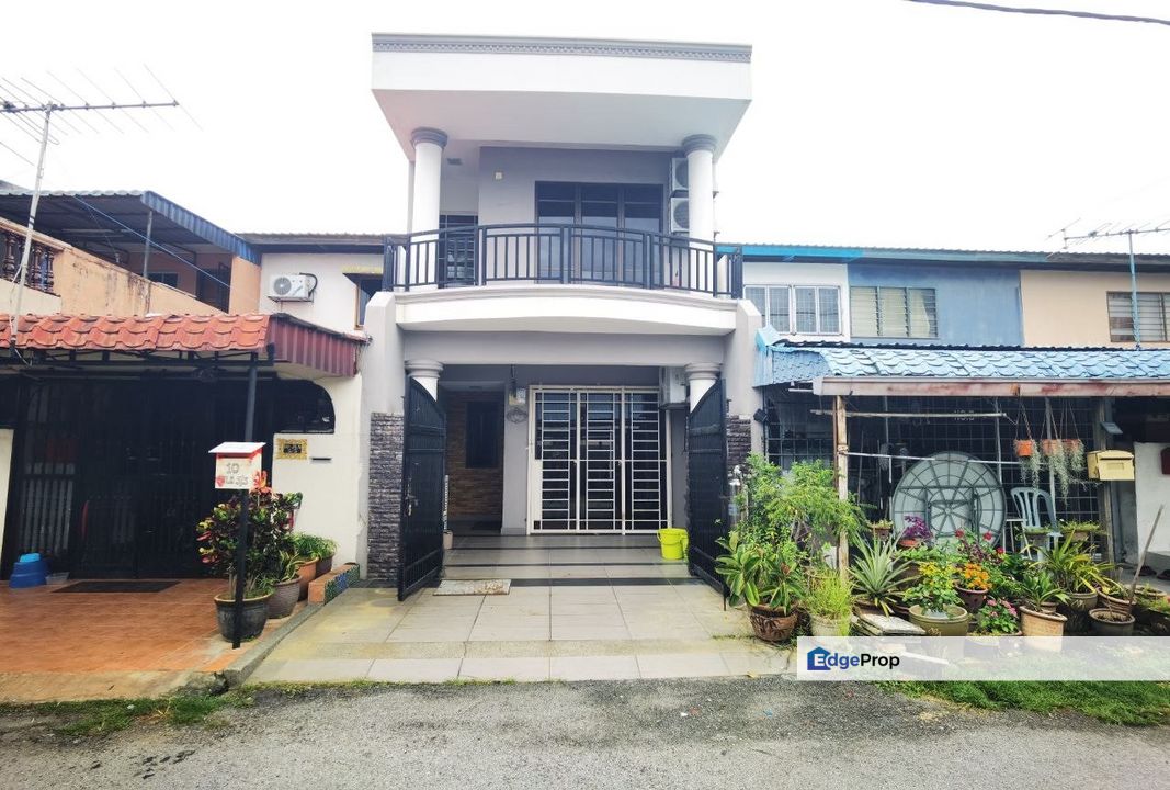 Fully Reno Facing Open 2 Storey Terrace Serdang Jaya Seri Kembangan for ...