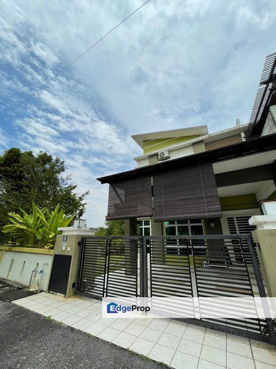 MUST VIEW FULLY RENOVATED CORNER LOT 2 STOREY HOUSE TIARA HEIGHTS for ...