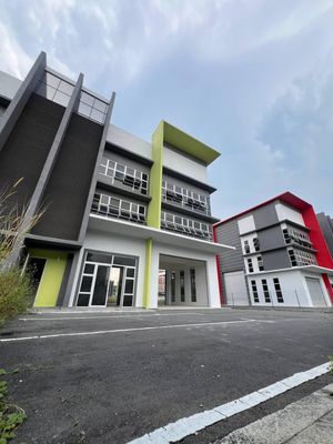 3 storey semi d warehouse@perdana industrial park for Rental @RM17,000 ...