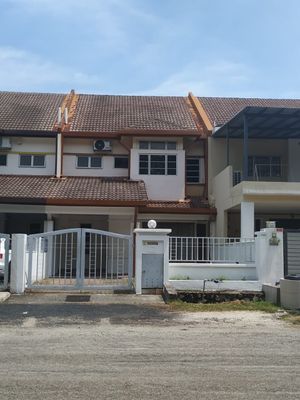 2 Storey Terrace Putra Indah Seksyen 9 Shah Alam, Ready Move In ...