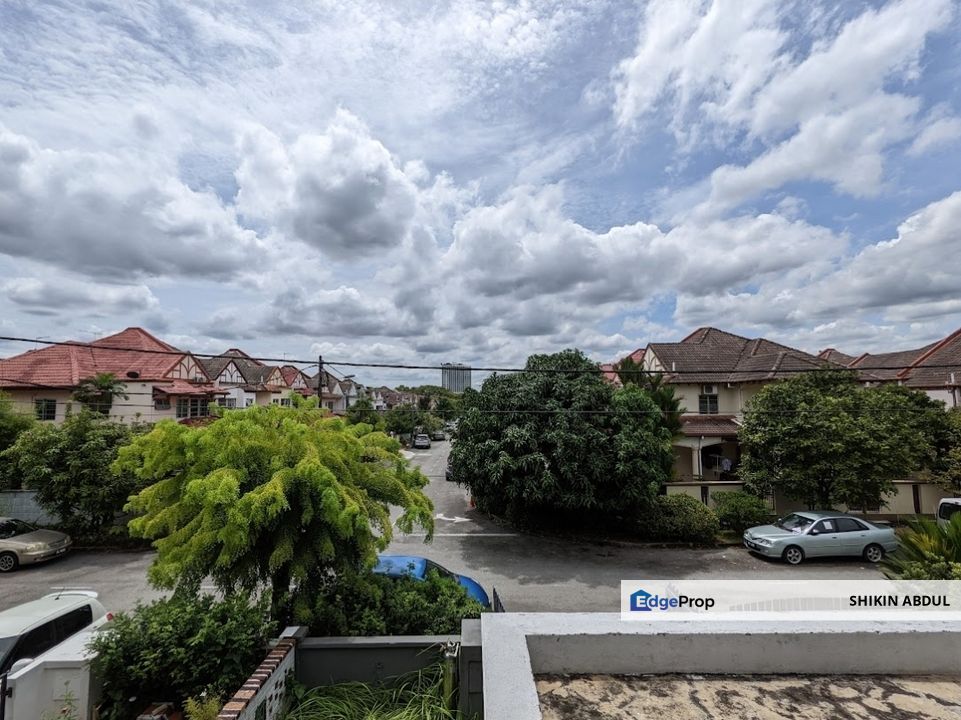 DOUBLE STOREY USJ 11 for Sale @RM850,000 By SHIKIN ABDUL | EdgeProp.my