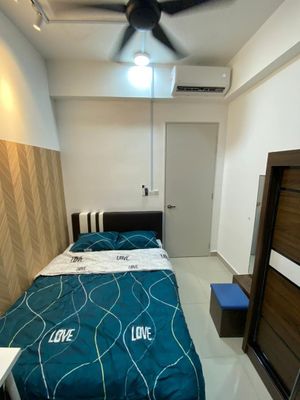 Sinaran Residence Small Room for Let for Room_rental @RM700 By Ken Tan Chun Hoo | EdgeProp.my