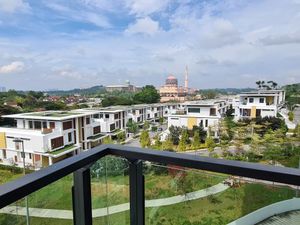 Aura Residence Condo, Presint 8, Putrajaya - New, Free MOT & SPA for ...