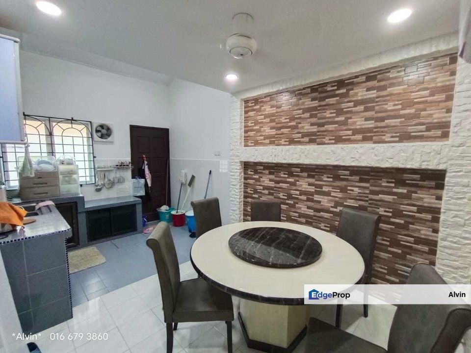 RENOVATED Single Storey Telok Emas Ujong Pasir Semabok Alai Perdana for ...