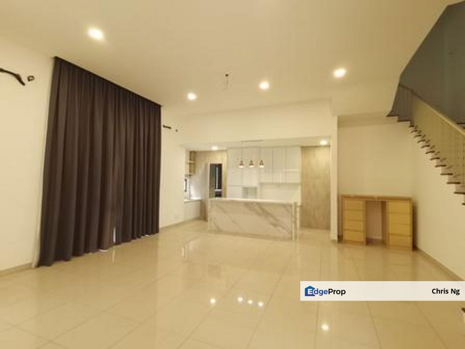 Renovated 3 Storey Semi D Broadleaf Residences Kota Kemuning for Sale ...