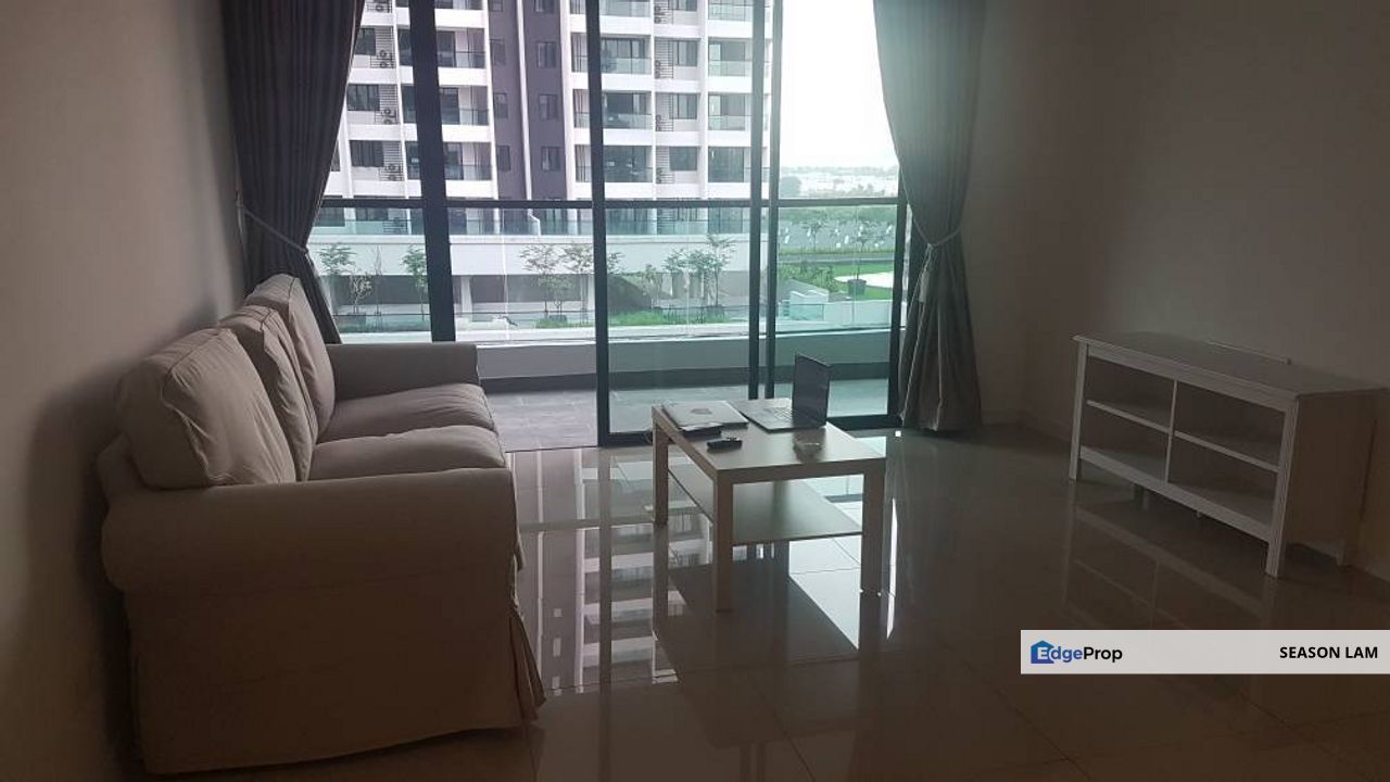 Paragon 3 Seri Kembangan Renovated Well Maintained Unit for Sale @RM469 ...