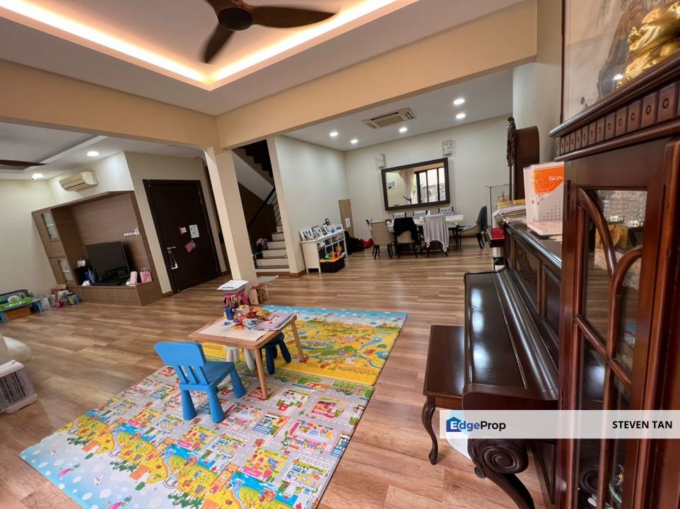 Aman Sari Semi D FULLY RENOVATED COST 700K Bandar Kinrara Bukit Kuchai ...