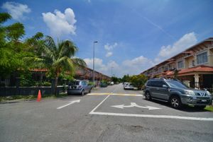 Taman Putra Impiana Puchong 2 Storey Terrace House Renovated & Furnish ...