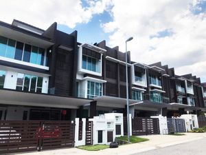 Fully Reno And Extended USJ Heights 2.5 STOREY Usj Heights SAKURA for ...