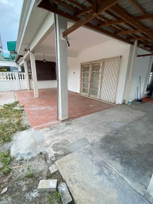 Usj 1,usj, Selangor @ corner unit, ready move in condition for Rental ...