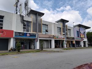 Kemuning Utama, Kota Kemuning , Double Storey Shoplot Facing Main Road ...