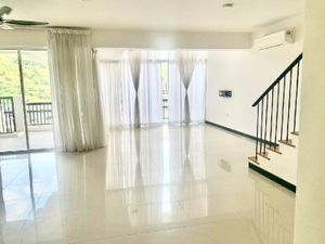 Duplex Condo Large Square Foot Premium Area Damansara Armanee Terrace ...