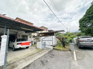 FOR SALE: Double Storey Semi D Taman Desa Ixora Senawang, 1st unit. for ...
