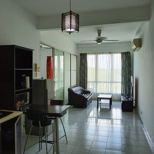 Casa Tiara Subang Jaya Serviced Apartment 1R1B fully furnished KTM LRT ...