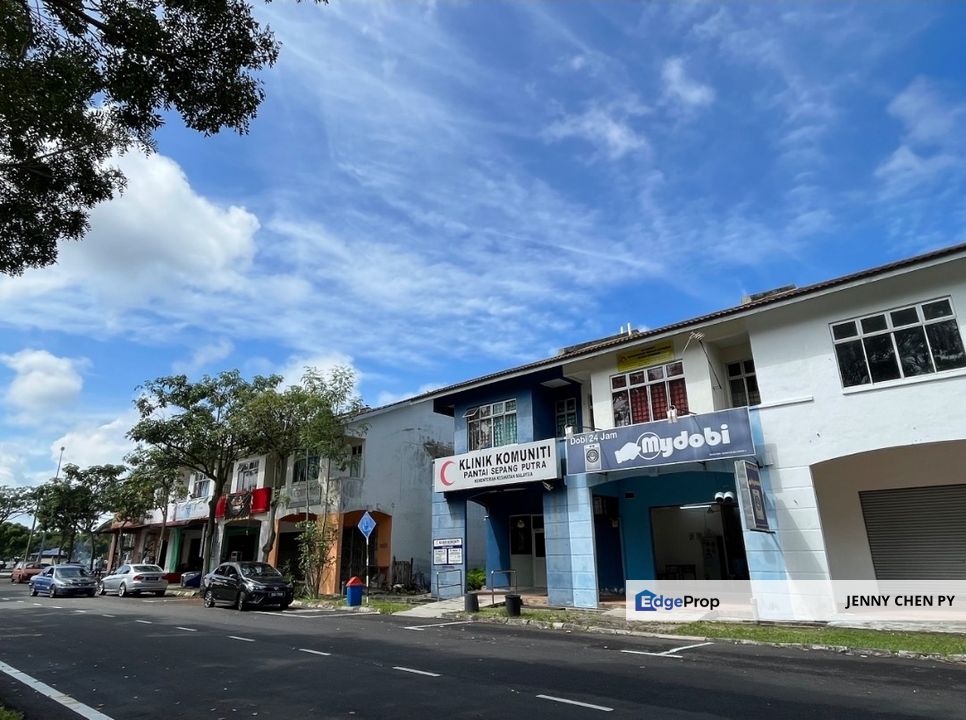 Cheap and Nice 2 Storey Corner Shop @ Pantai Sepang Putra For Sale for ...
