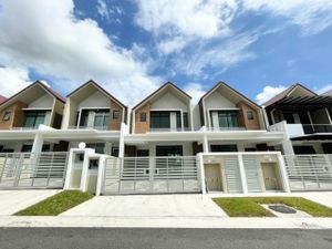 For Rent Brand New 2 Storey Terrace @ Senadi Hill, Iskandar Puteri ...