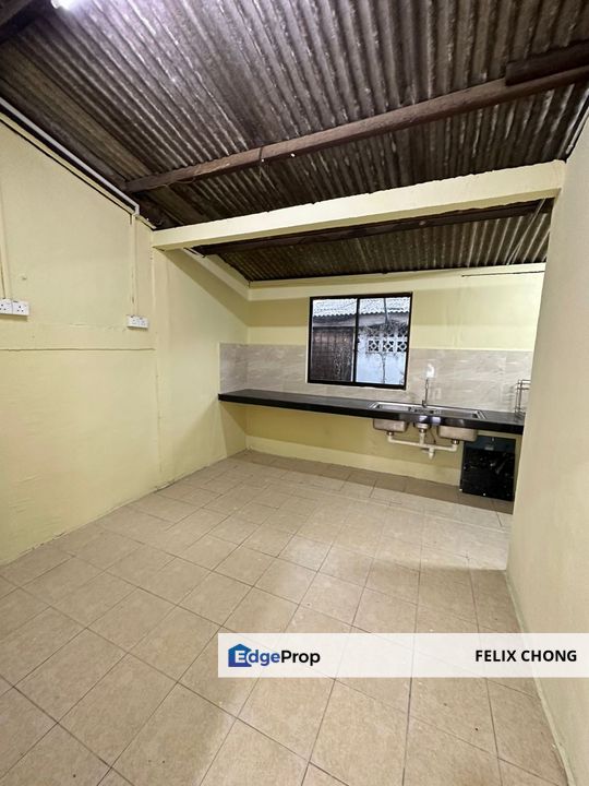 Lima Kedai 1 Sty Low Cost,Renovated,Extend,Jalan Malinja,Skudai for ...