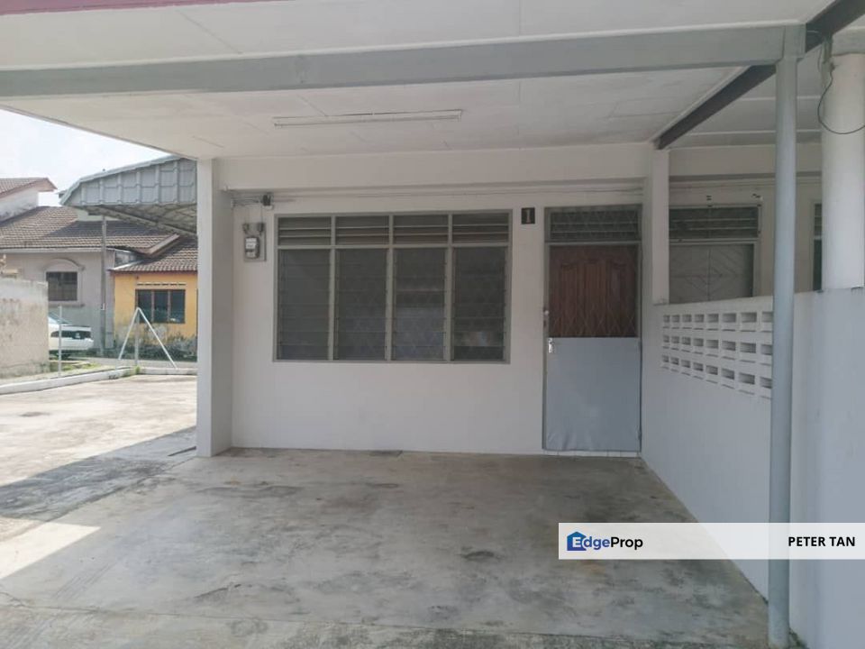 Johor Jaya jalan Seroja 2 Storey low Cost Partial Furnished For Rent ...