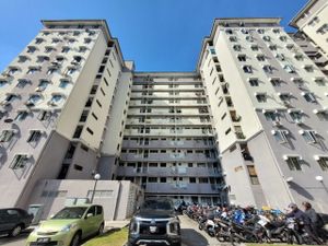 Pangsapuri Putra Harmoni Presint 9 For Rent for Rental @RM1,350 By ...