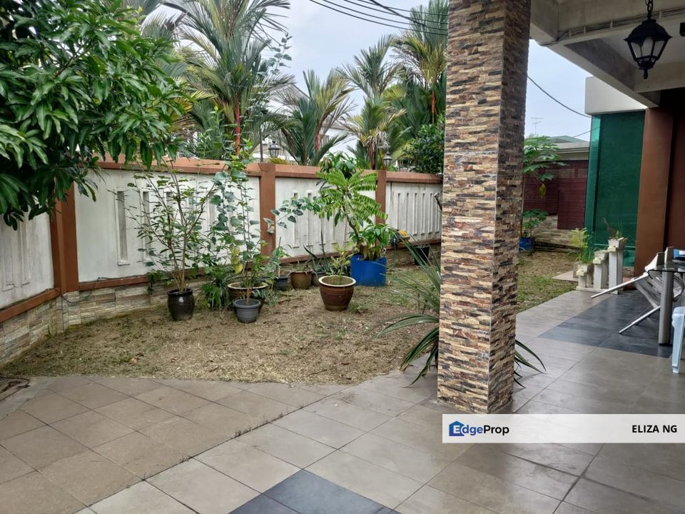 Mount Austin Boulevard Jalan Mutiara Emas 9 Corner double Storey for ...