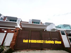 Goodview Height Landed 22'x80' Double Storey Terrace House for Rental ...