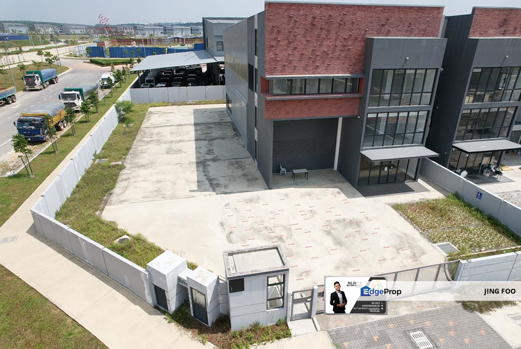 The Twin Factories Elmina Business Park Semi-D Corner Lot Factory for ...