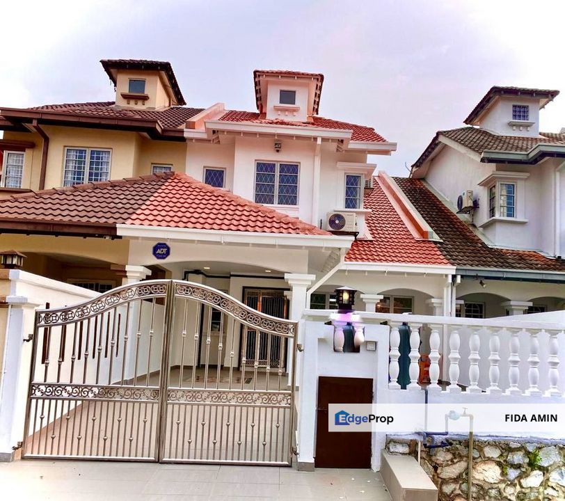 Renovated Strategic location Double Storey Linked House USJ 9 For Sale ...